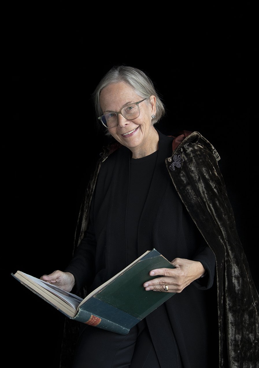 Artfully Dressed: Women in the Art World, Home