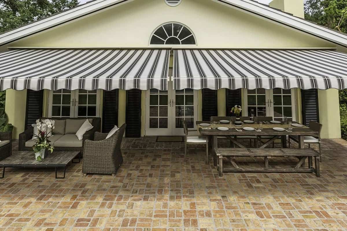 Benefits of Adding Awnings to Your Patio | The Blind Butler