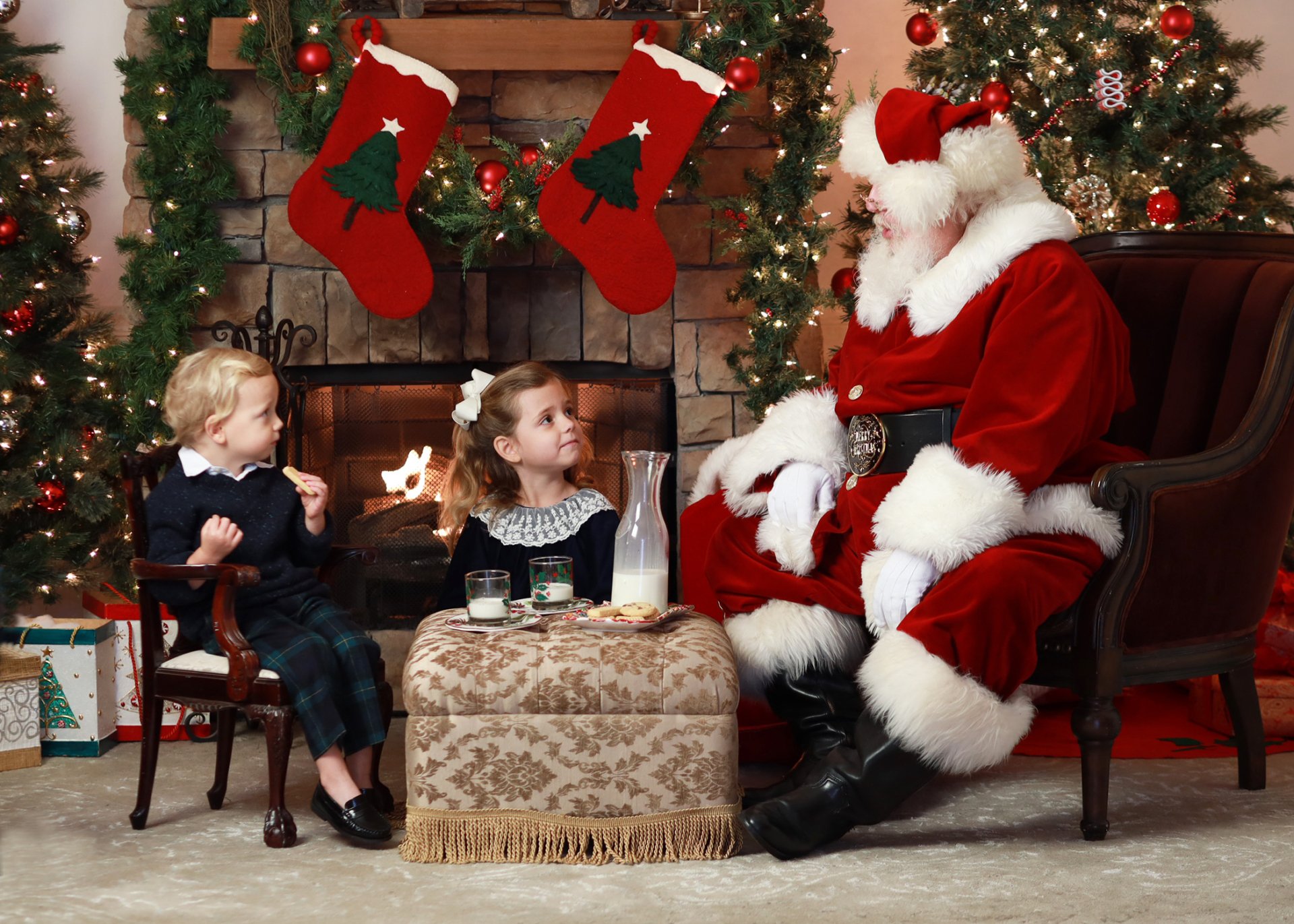 Santa Photos with Children - Nashville, TN