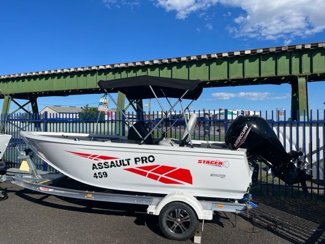 Stacer 449 Assault Pro