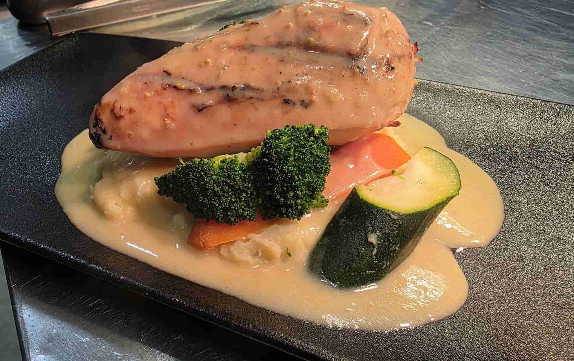 Nemingha Tavern | Pub in Tamworth