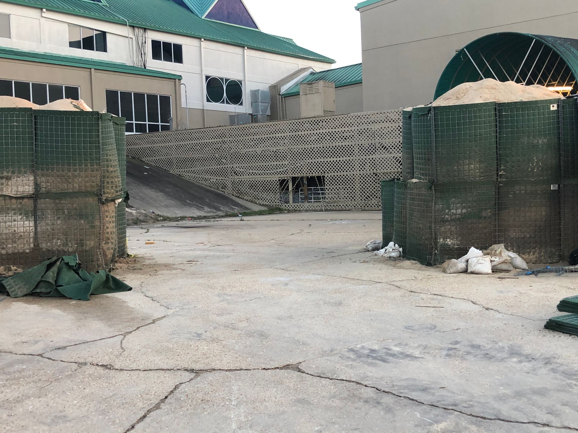 Examples of how to modify a HESCO Barrier