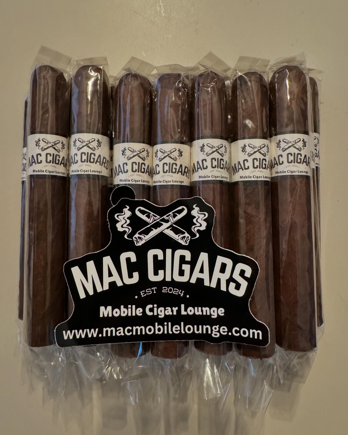 cigars MAC mobile lounge