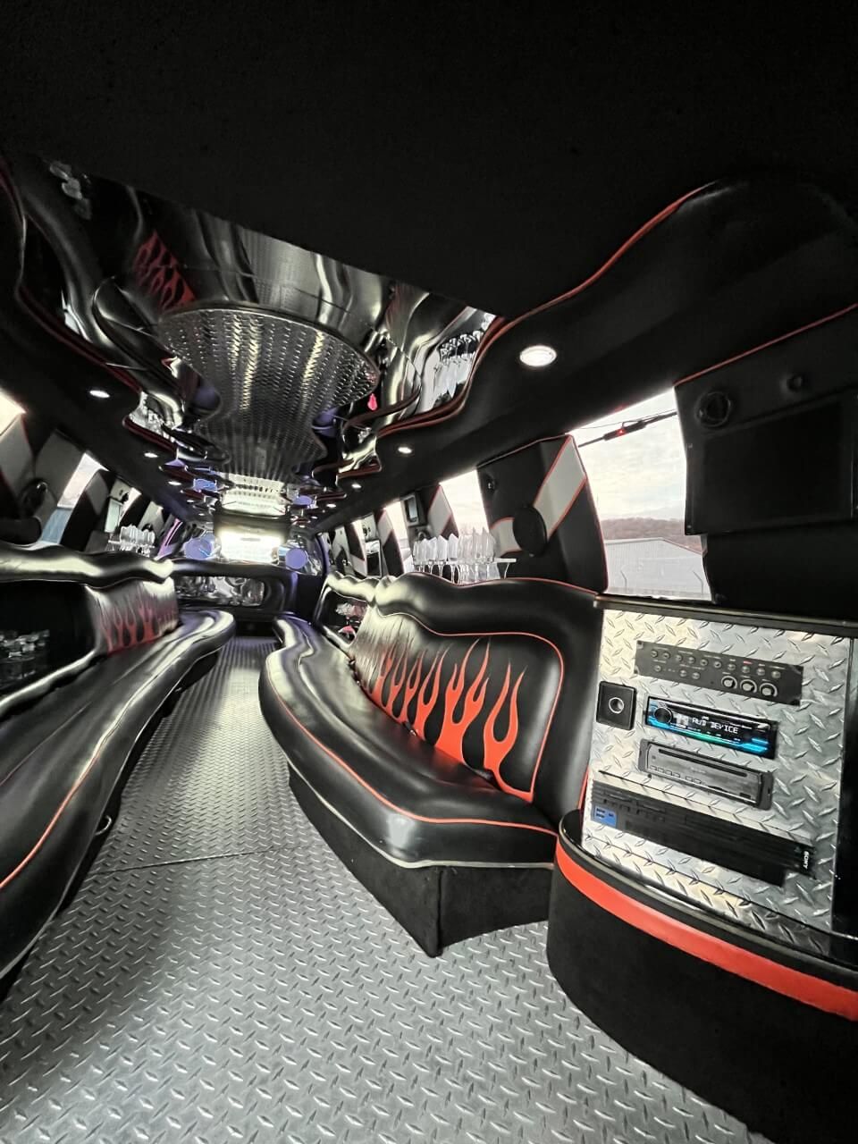 Limo Service Kansas City | Party Buses | Our Fleet