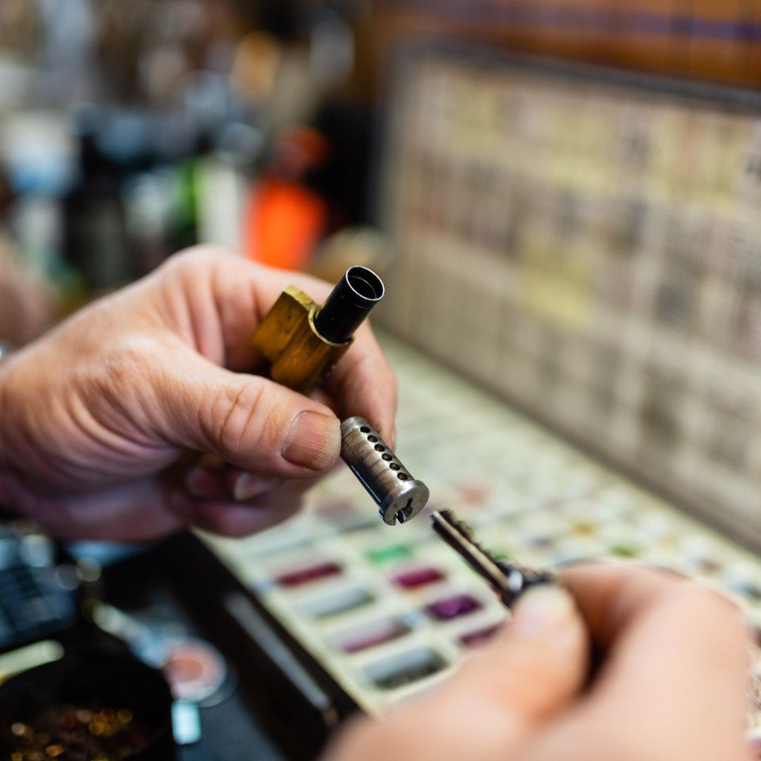 Bay Area Locksmith Experts | Modern Lock & Security