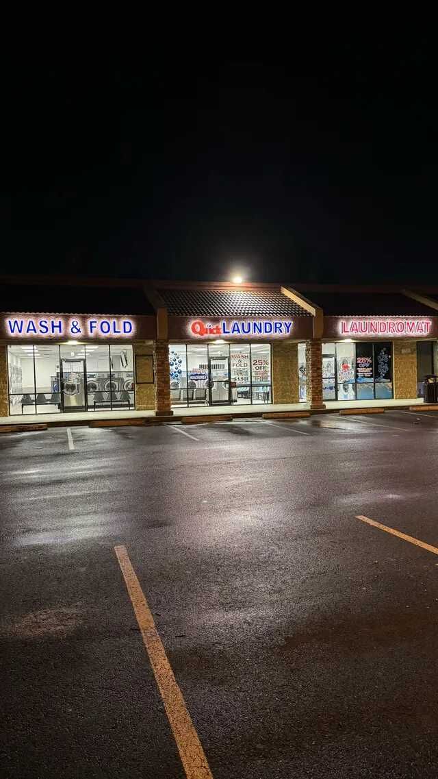 Quick Laundry | Clean Laundromat Glendale | Wash & Fold