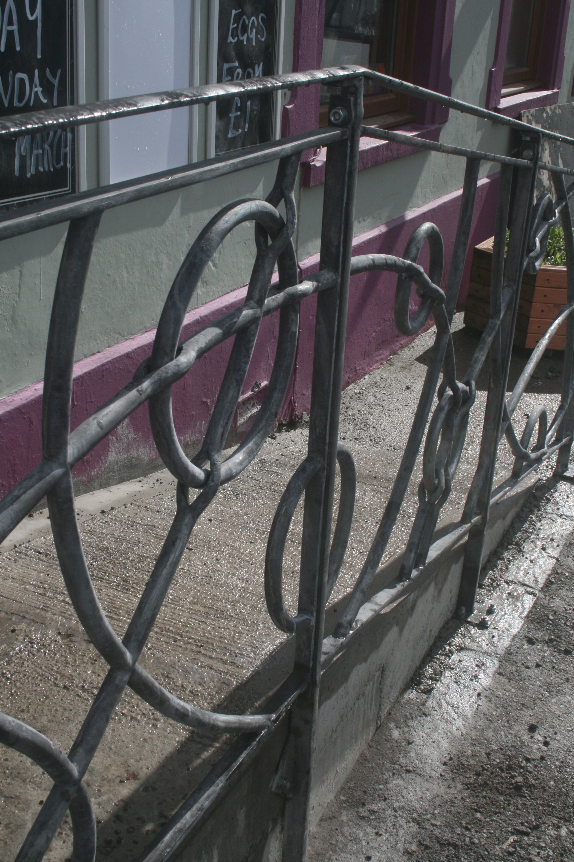 automated gates and railings carmarthen