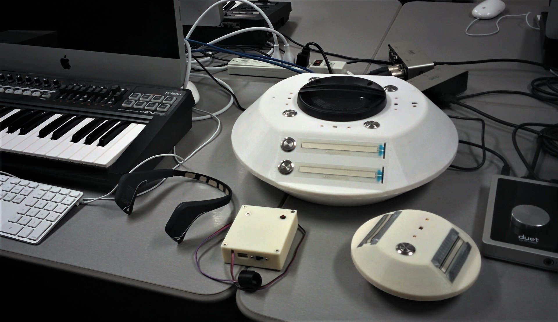 Andrew Staniland - Jade Music