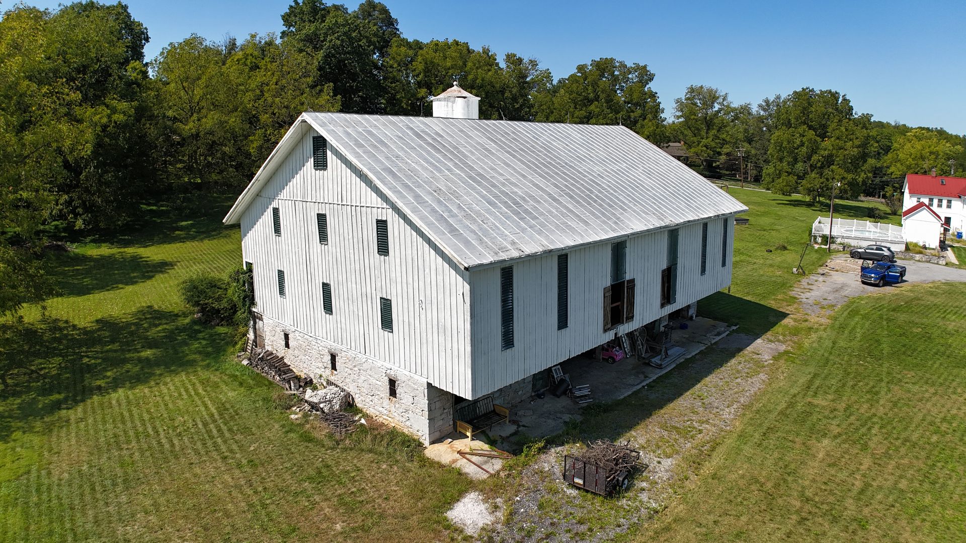 Bay & Bent | Reclaimed Heritage Barns | Pennsylvania