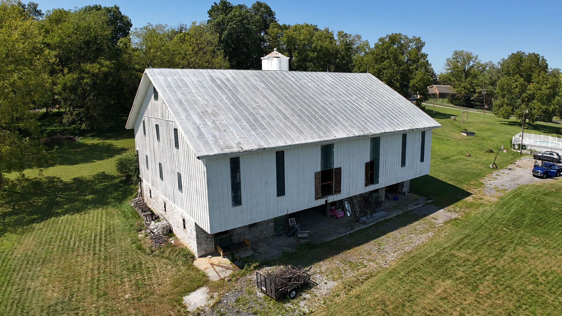 Bay & Bent | Reclaimed Heritage Barns | Pennsylvania