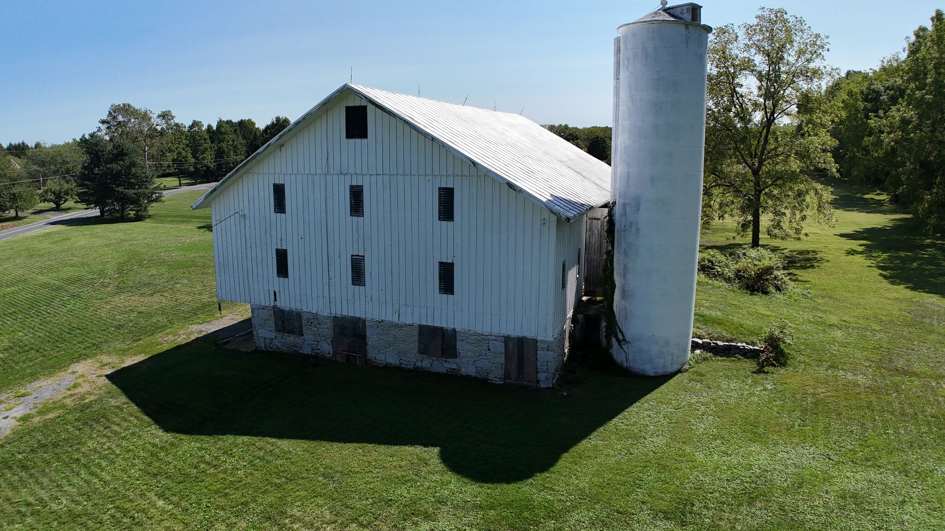 Bay & Bent | Reclaimed Heritage Barns | Pennsylvania