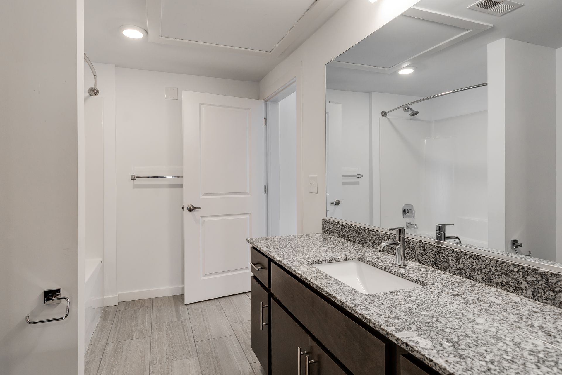 Home | The Flats at Canal Crossing