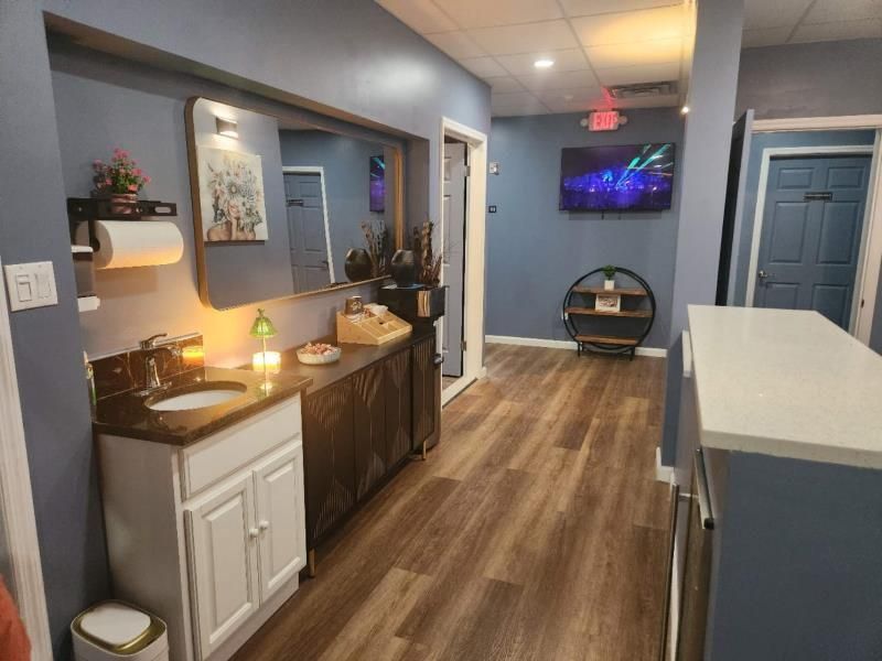 Massage Therapist in Milford, CT