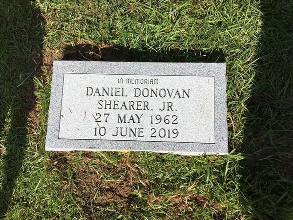 Flat Granite Markers – Canton, MS – Davidson Marble