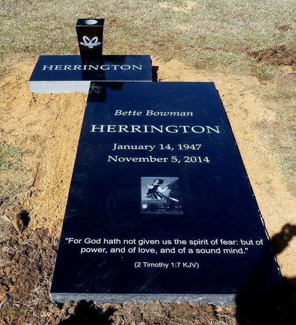 Flat Granite Markers – Canton, MS – Davidson Marble