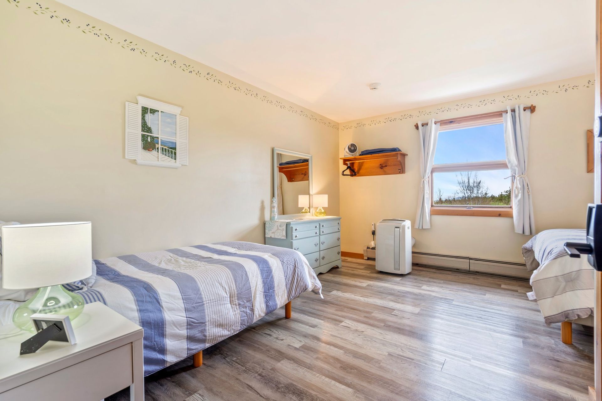 The Blueberry Room | Bluff House Inn | Gouldsboro, ME