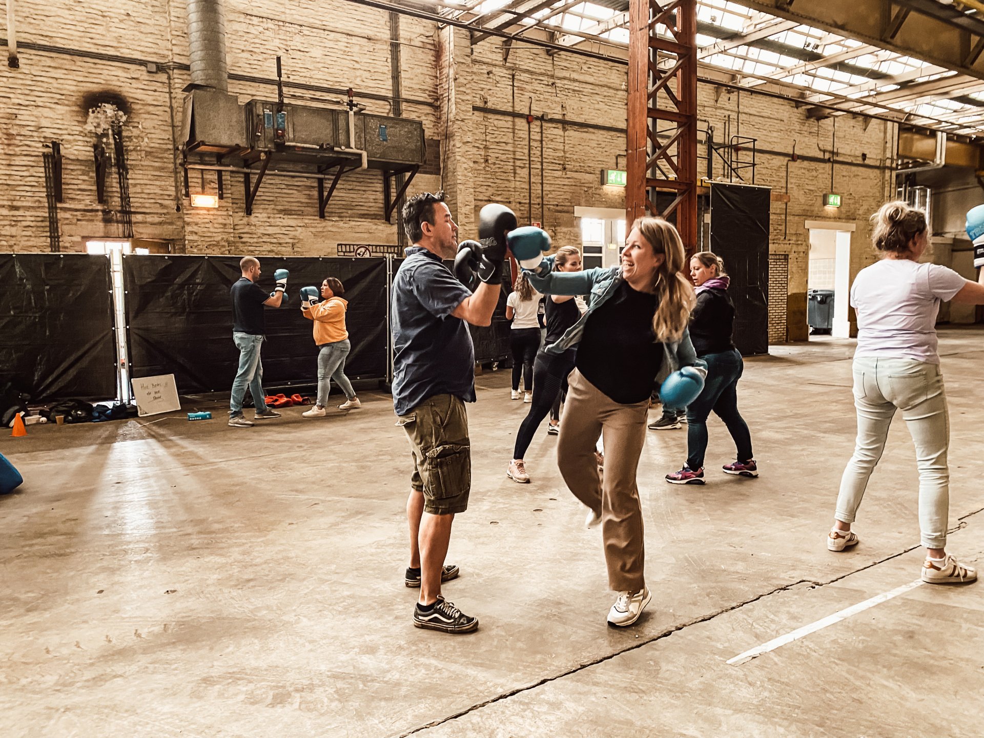 Teambuilding met boksen | Samenwerken onder druk
