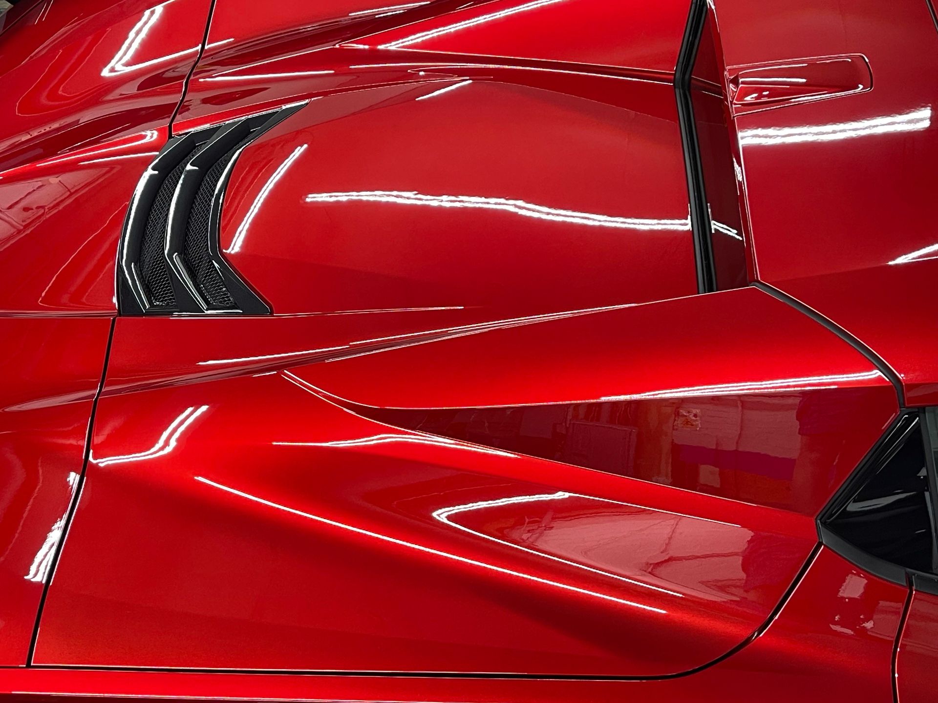 Expert Ceramic Coating Marietta, OH | Iridescent Fine Detailing