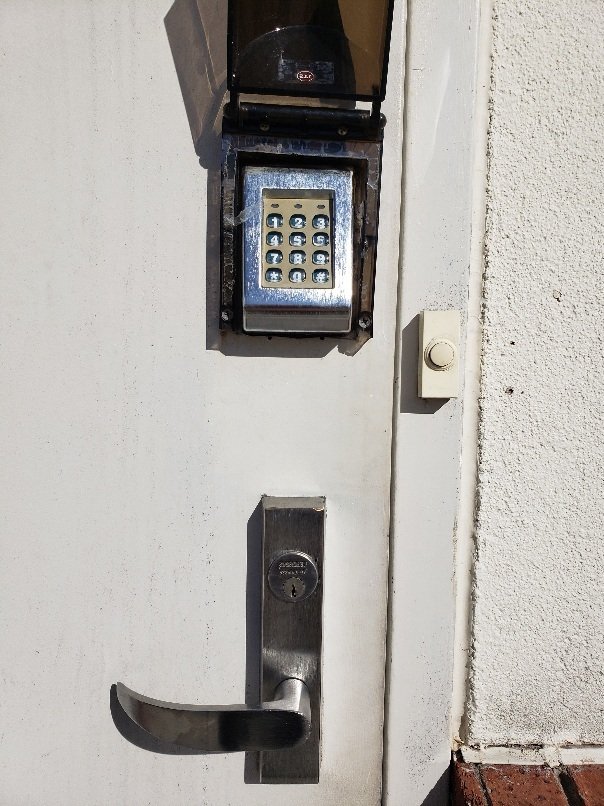 Security & Alarm Systems | Houston, TX Locksmith | Dixie Safe & Lock Service Inc.