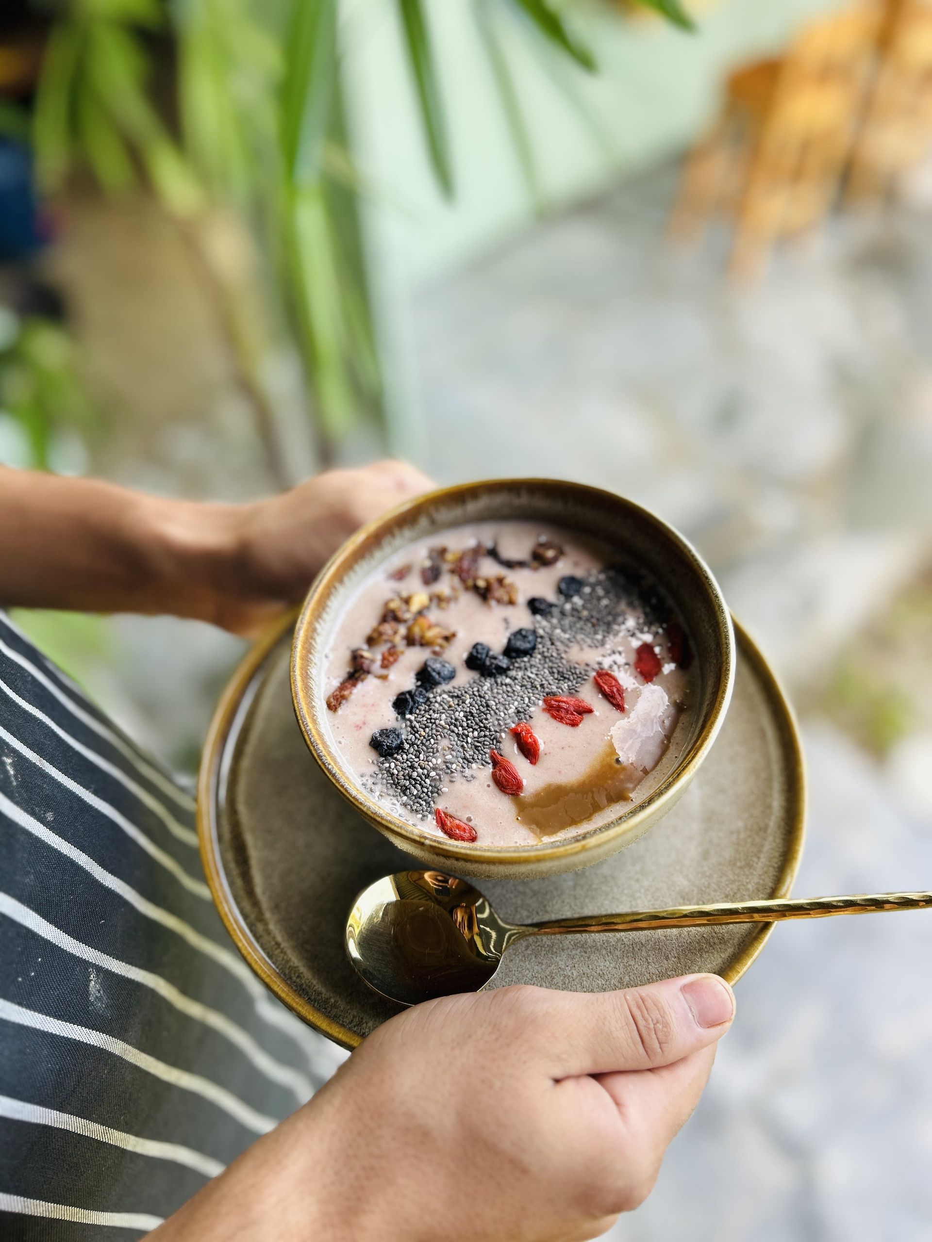 Lumŭma Café, in Pokhara, Nepal