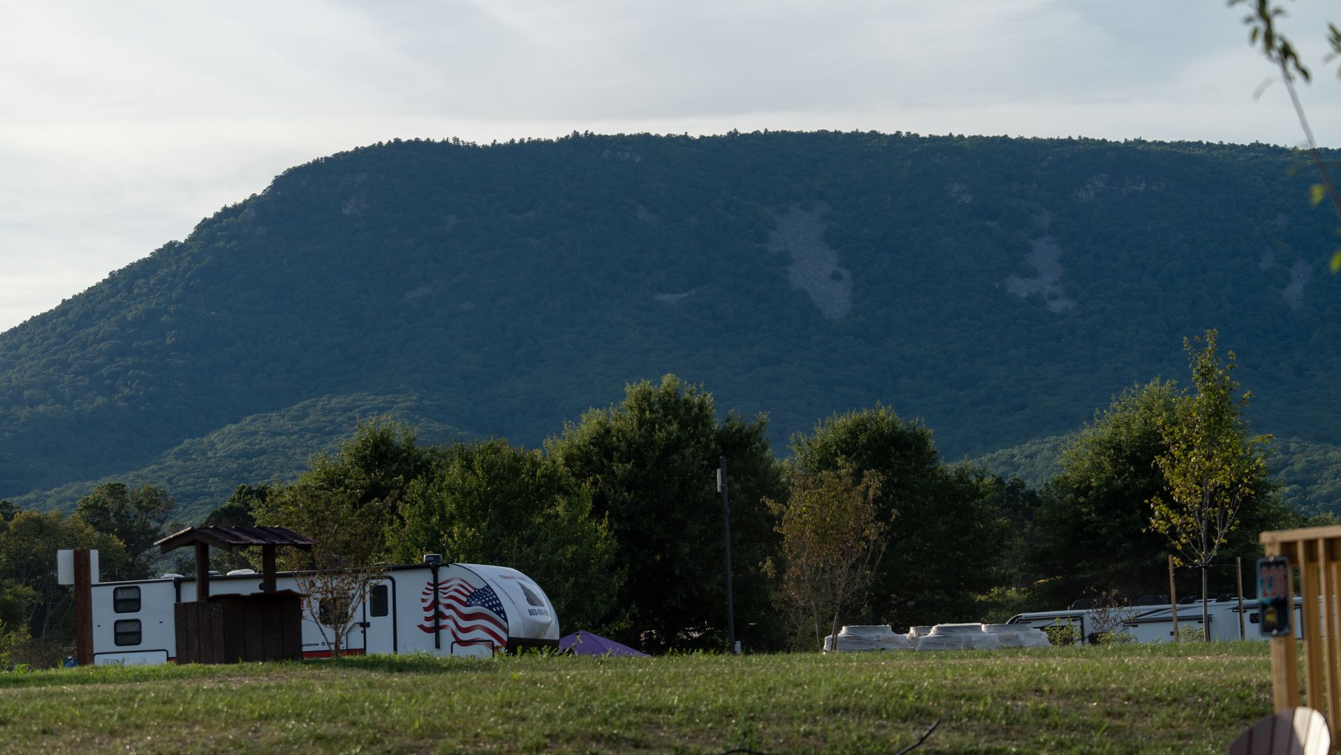 Luray Va Shenandoah Valley RV Camping Full Hook Up Riverfront