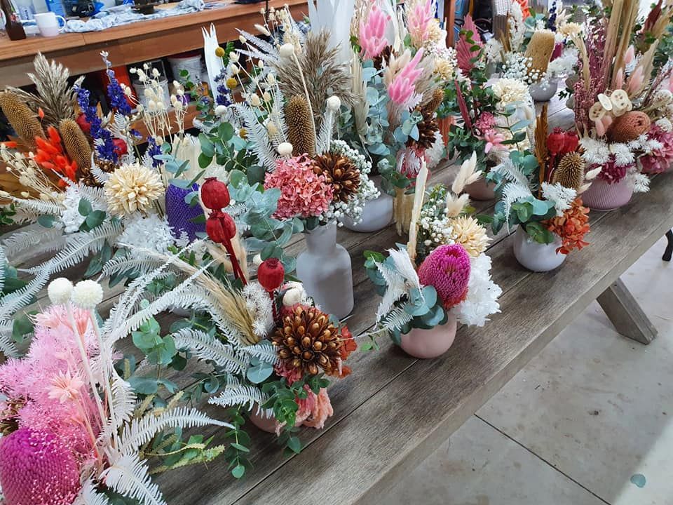 Contact Us | Ivy Lane Flowers & Gifts