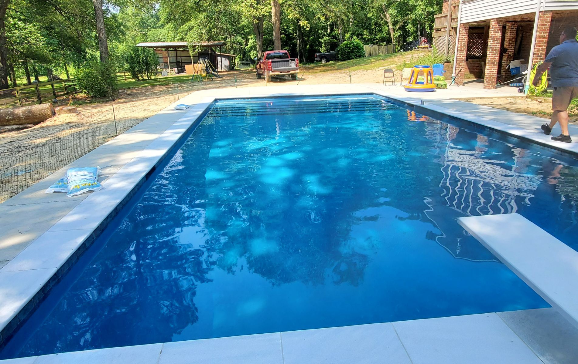 Kansas City Pools | Swimming Pool Services | KC, MO
