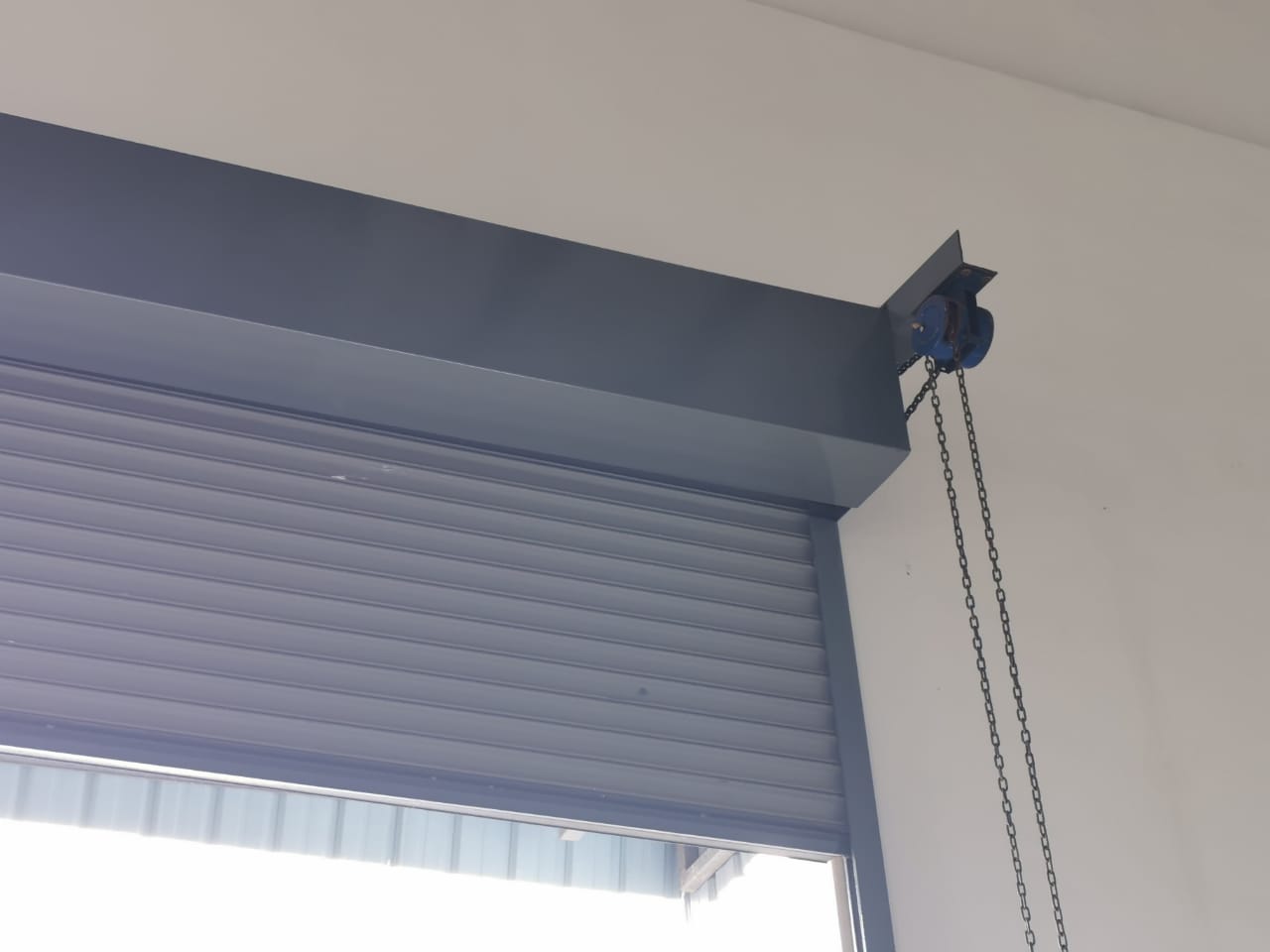 Roller Shutter Operation Methods | Wah Sang
