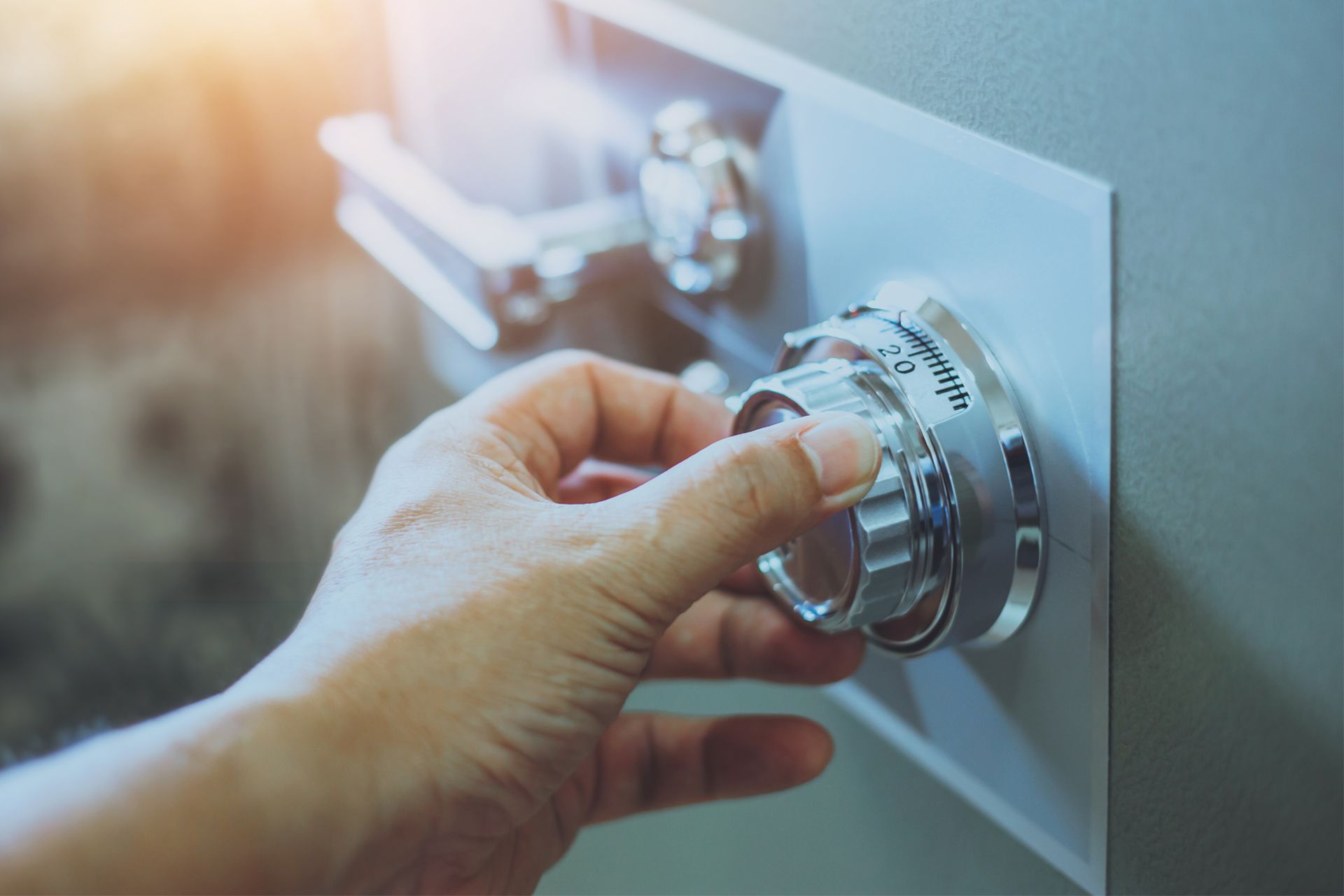 Safe Locksmith Service | Lock And Key For Less