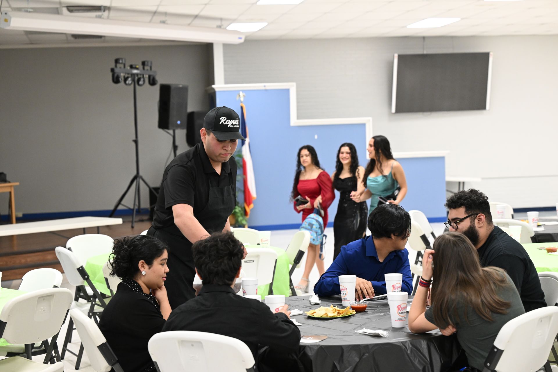 Home | Reyna's BBQ & Cocina