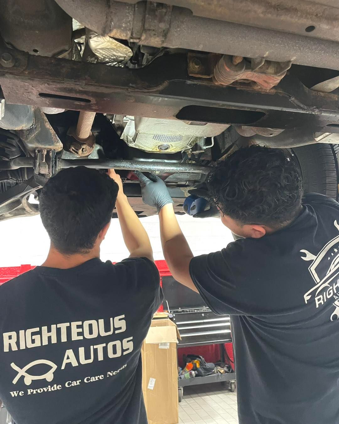 Righteous Auto Care - Auto Repair Mechanics in Racine, WI