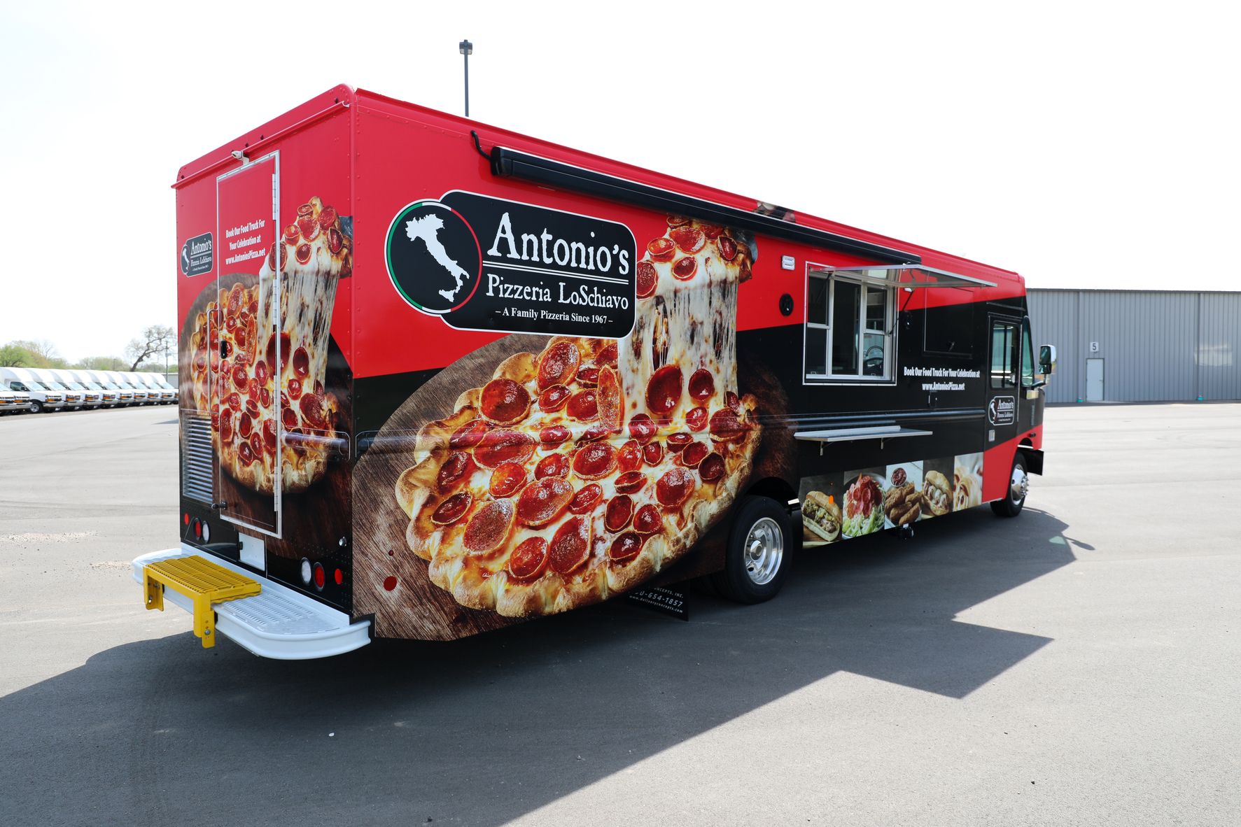 Food Trucks For Sale In New York City: Custom Food Truck Designer