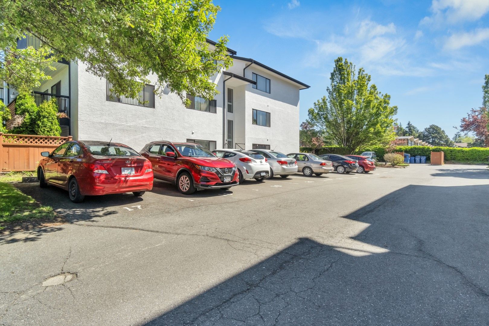 Suite Gallery | View 3205 Wetherby Rd Units and Building Photos