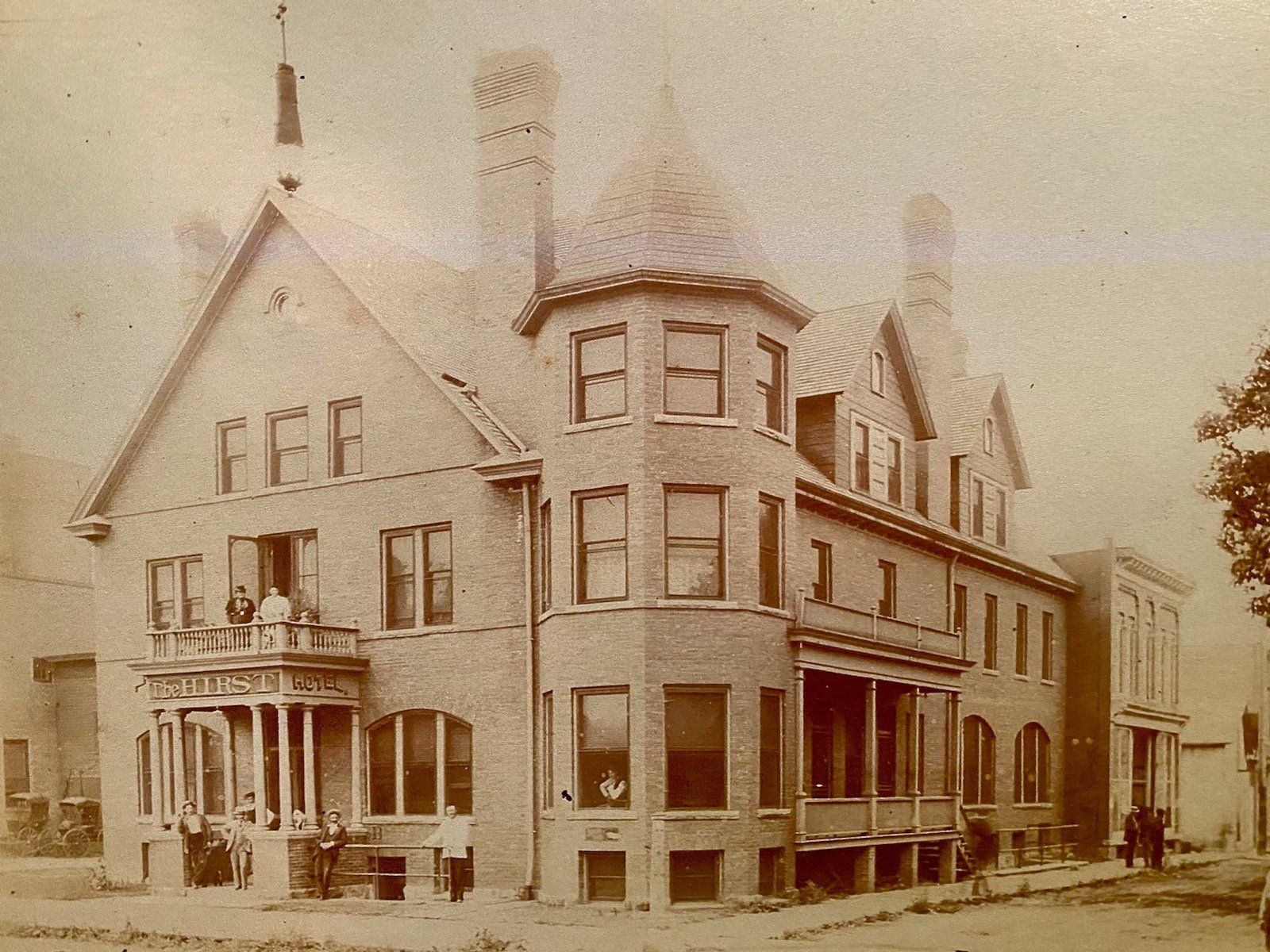 History of the Holly Hotel