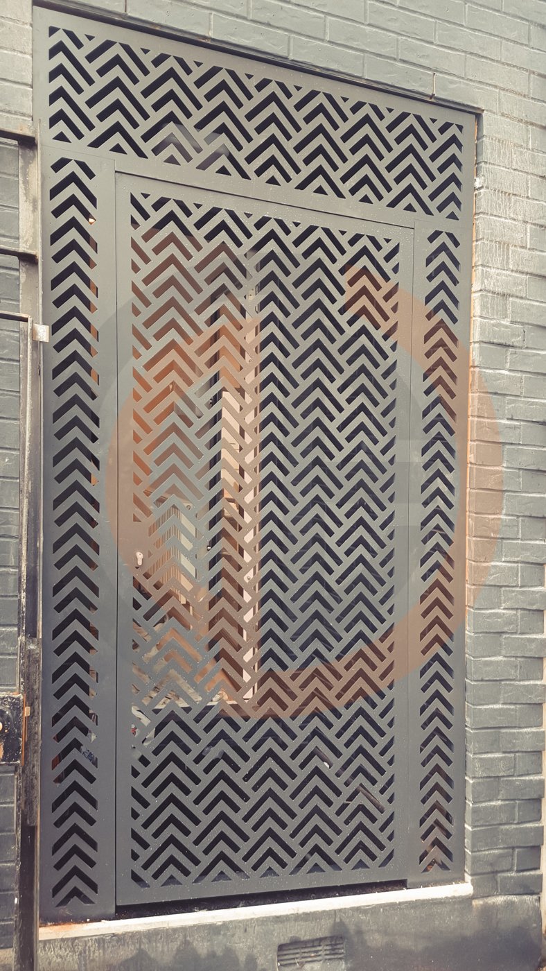 Metal gates by Design Engineering