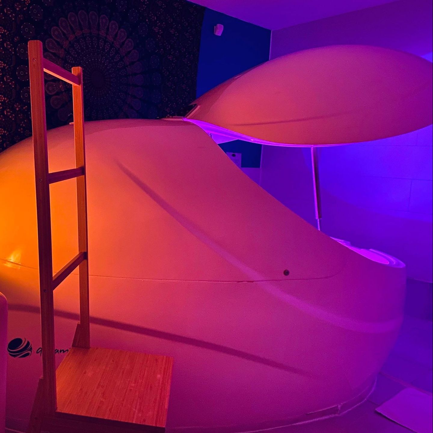 Floatation Therapy | Brantford, ON | Nu-u Float Studio & Health Bar