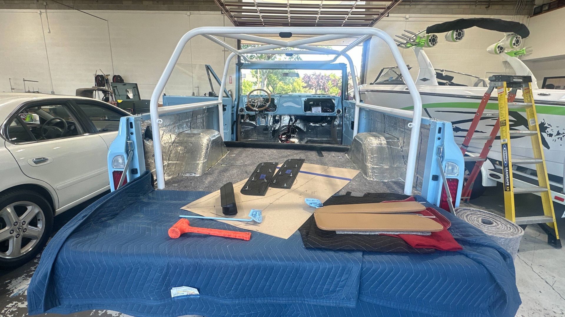 1974 Chevy Blazer K5 – Full Custom Interior Transformation