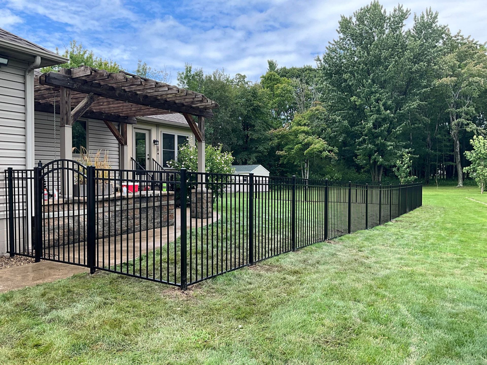 Fence and Railing Contractors | Erie, PA | Harbor Fence Co.