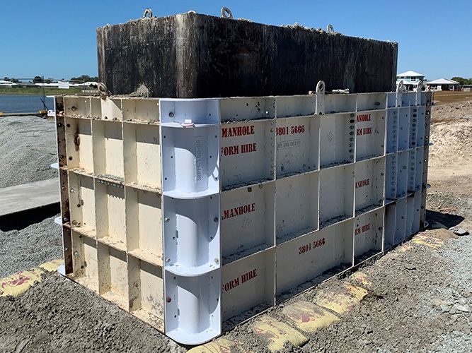 1500mm heavy duty panels | Manhole Form Hire