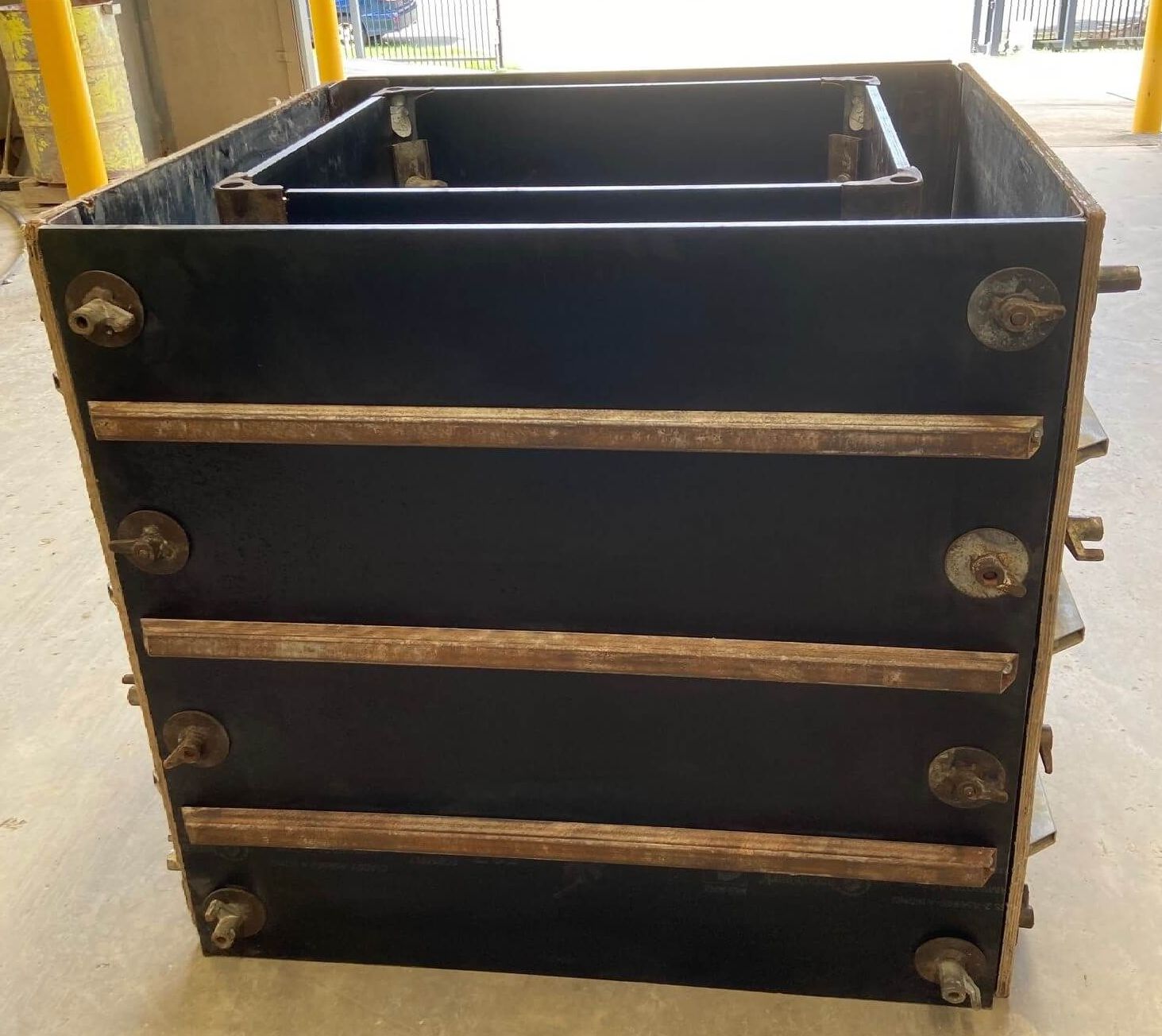 Stormwater pit hire | Manhole Form Hire