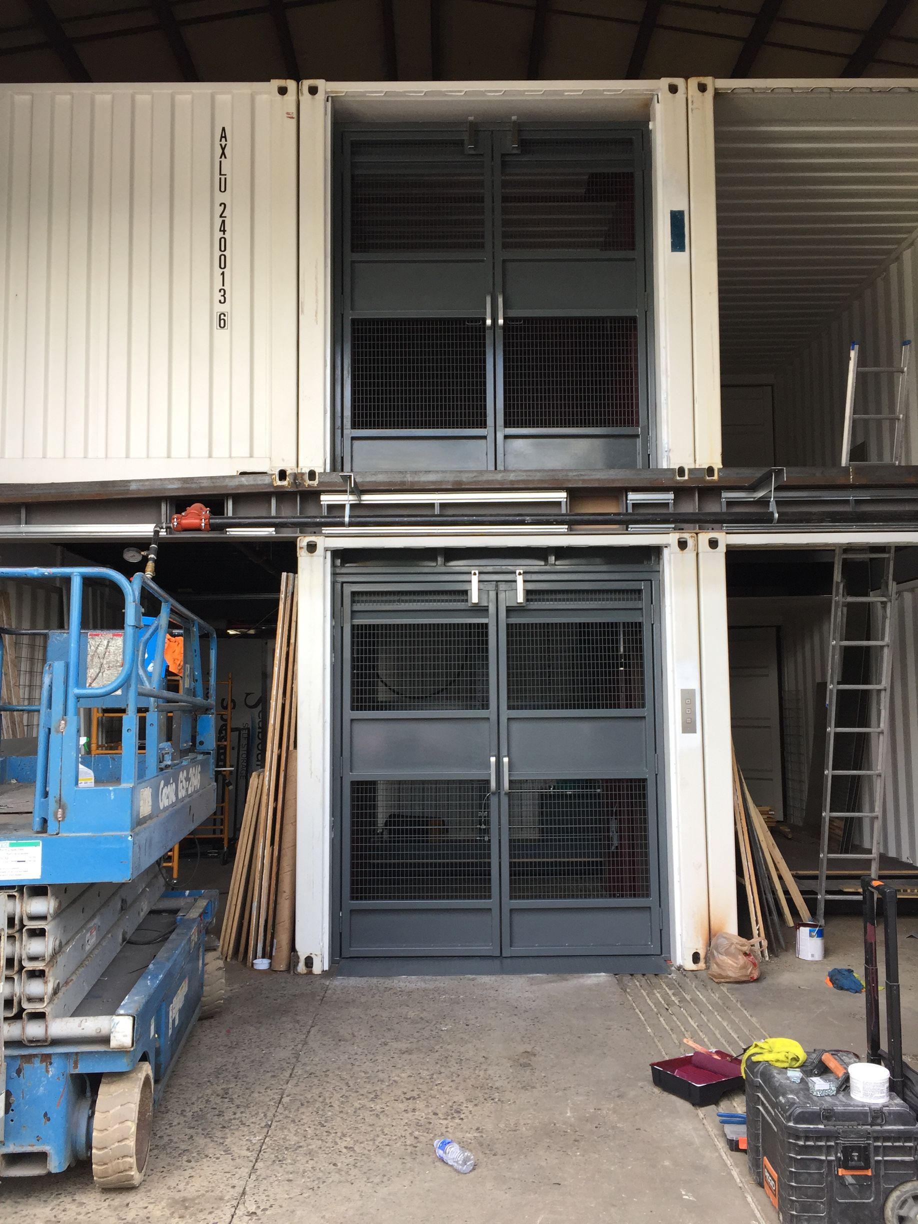 Material Lifts | A and B Class Material Lifts