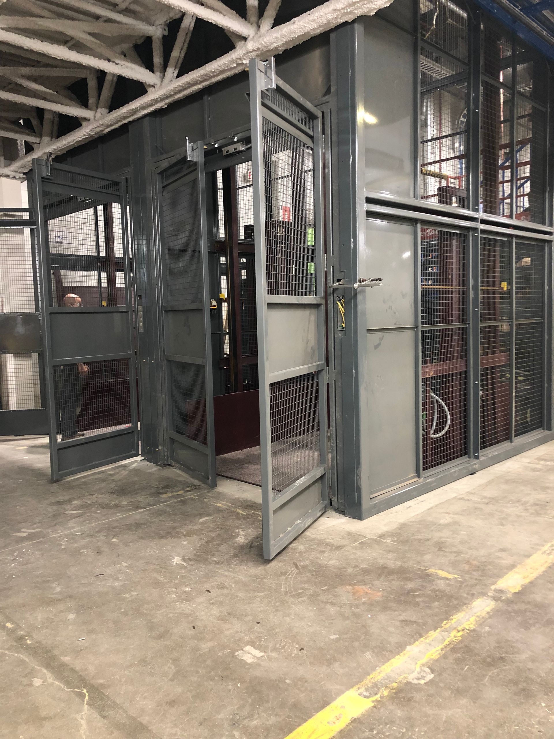 Material Lifts | A and B Class Material Lifts