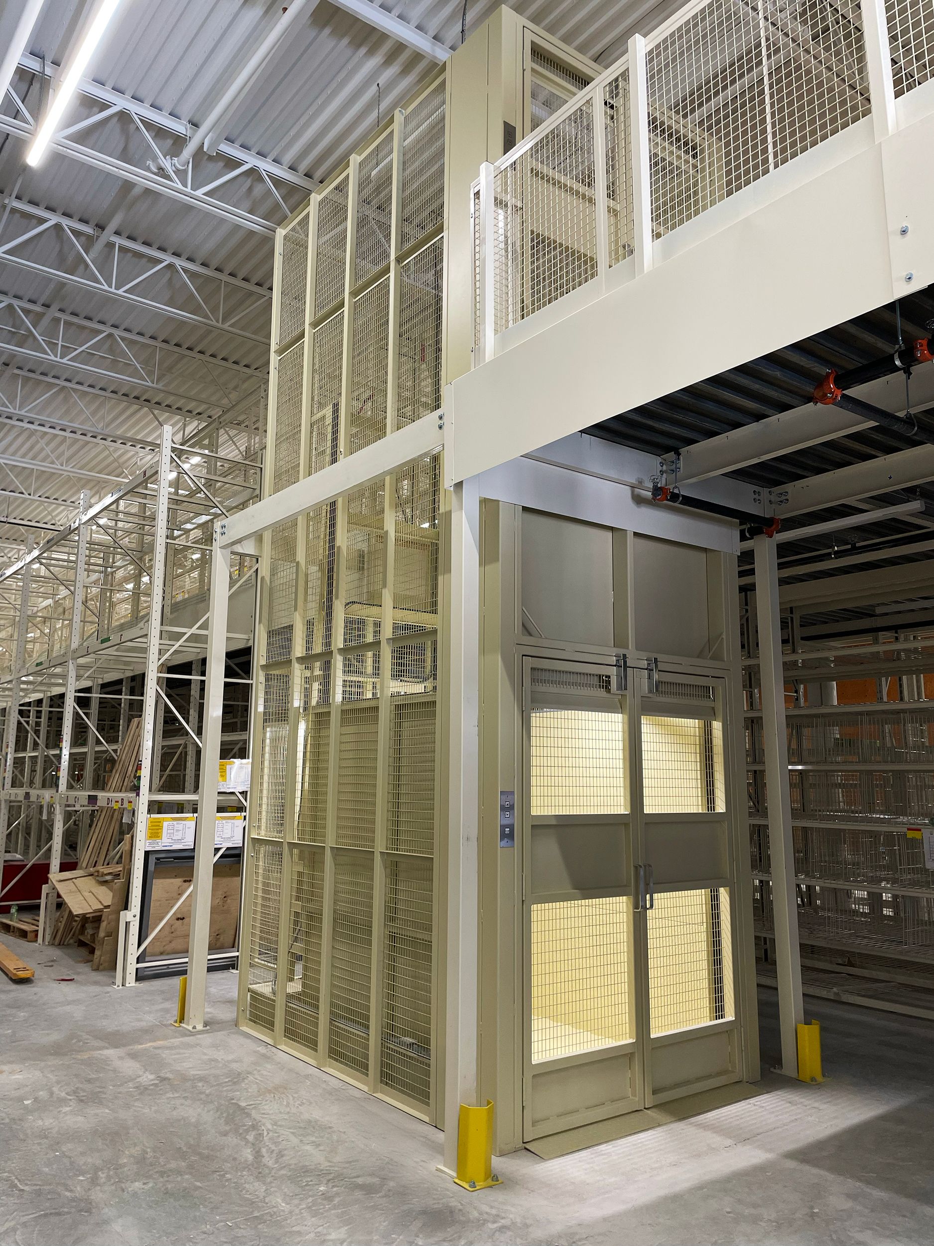 Material Lifts | A and B Class Material Lifts