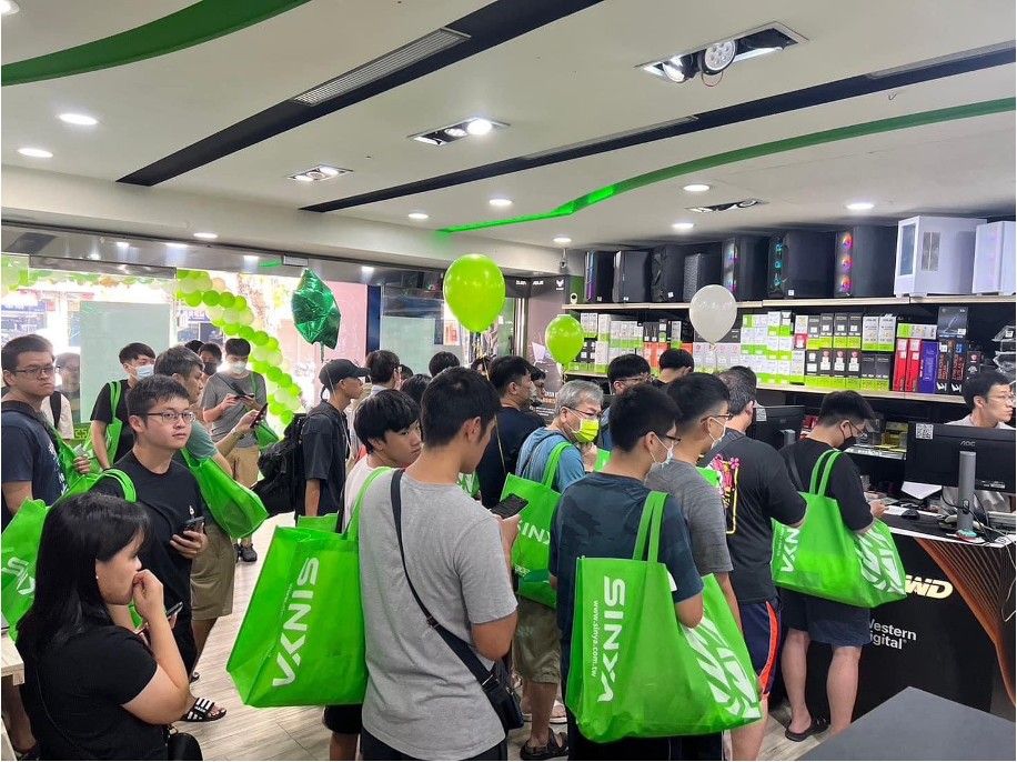 Sinya Digital - Closing the Digital Gap for Disadvantaged Teens｜TEBA