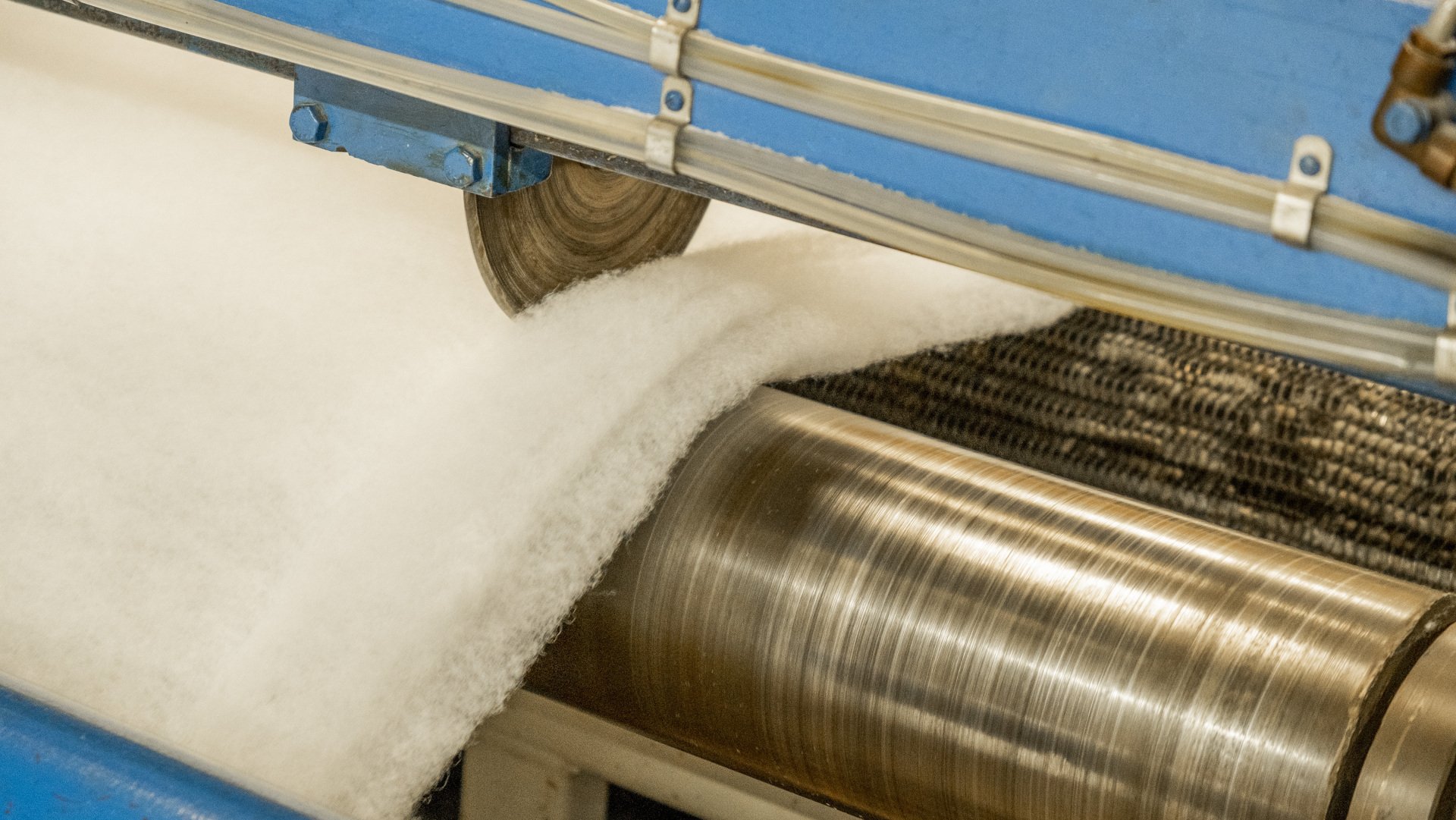 Dacron filling, high calibre fibre & foam| Autumn Down