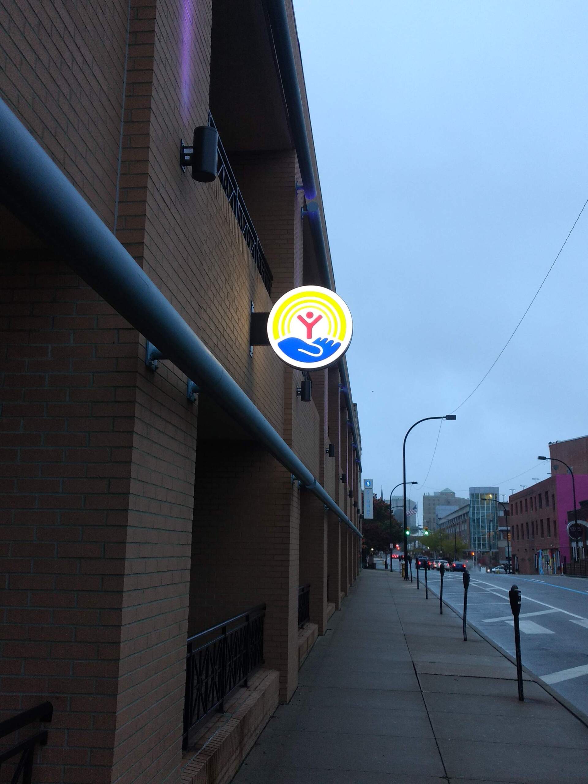 Building Mounted Signs