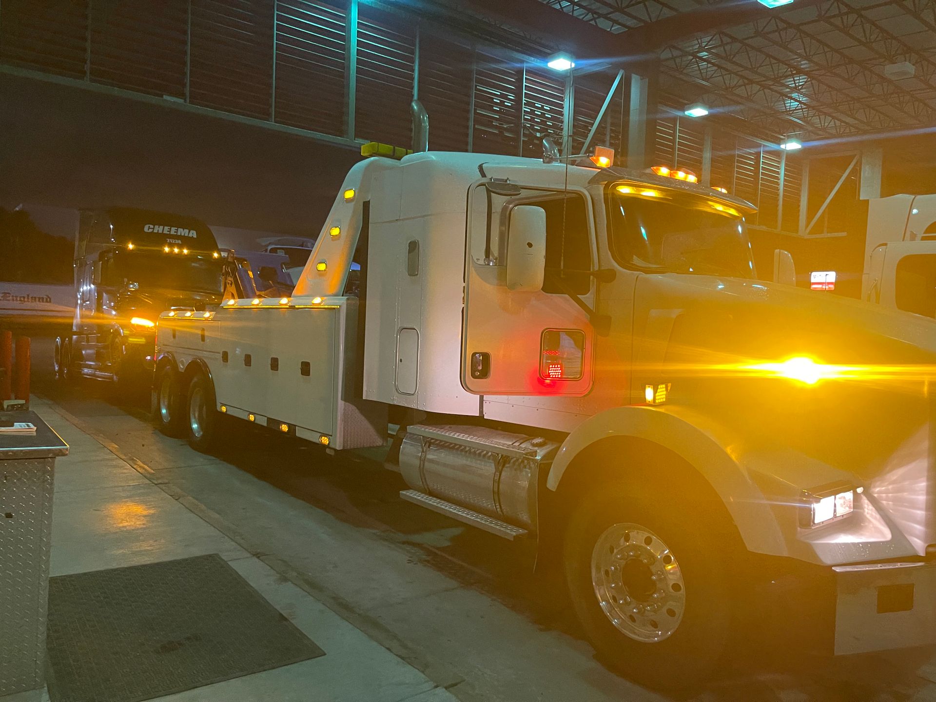 Semi Truck Towing Services | ZK Towing LLC