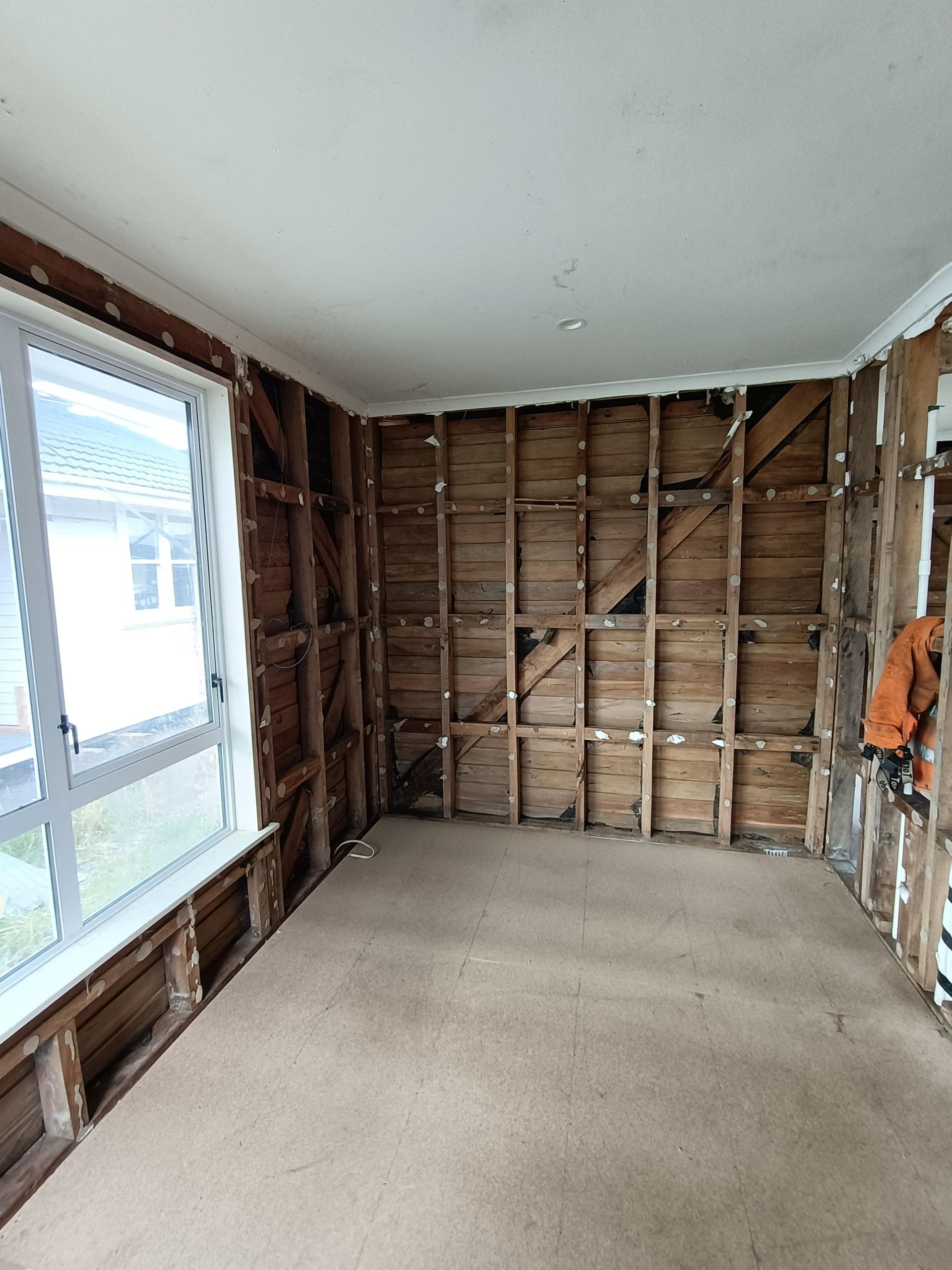 HB0122 - 3 bedroom shell with internal framing