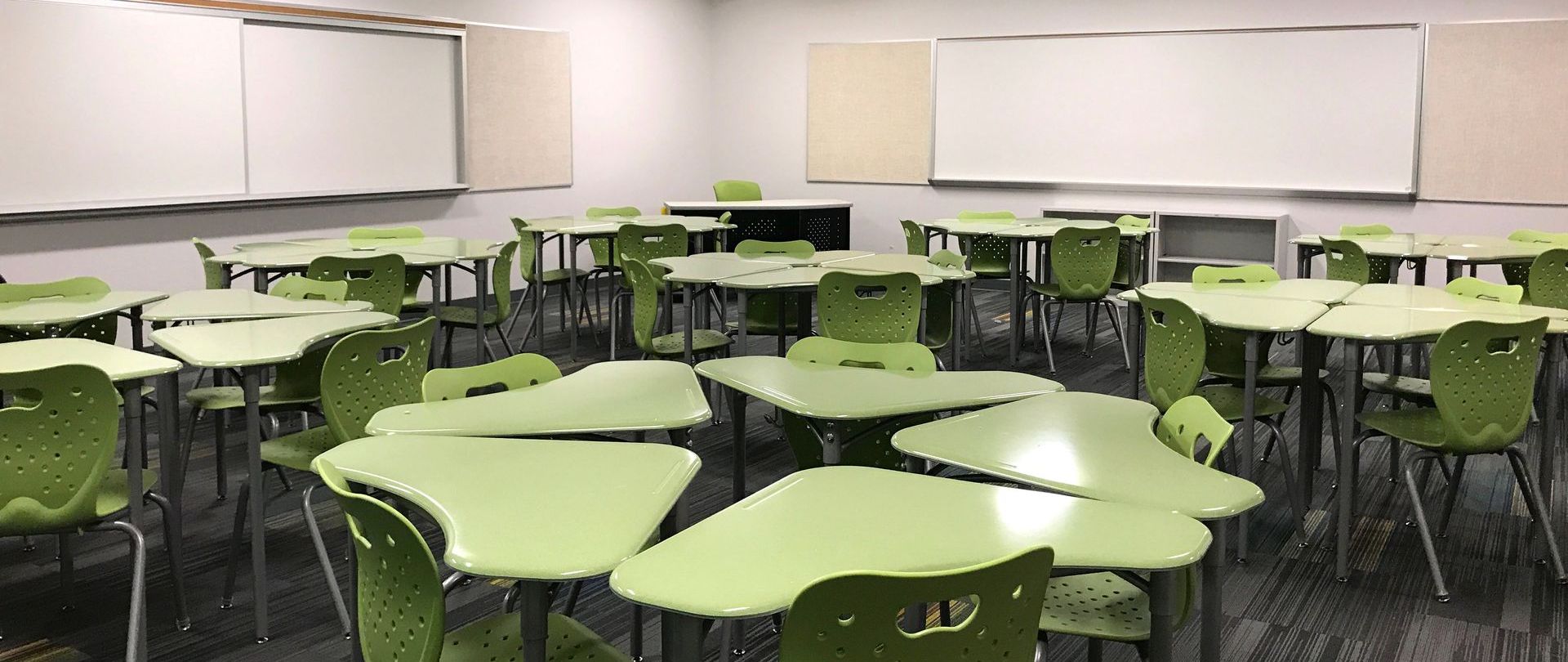 The Essential Guide to Choosing the Perfect School Desk