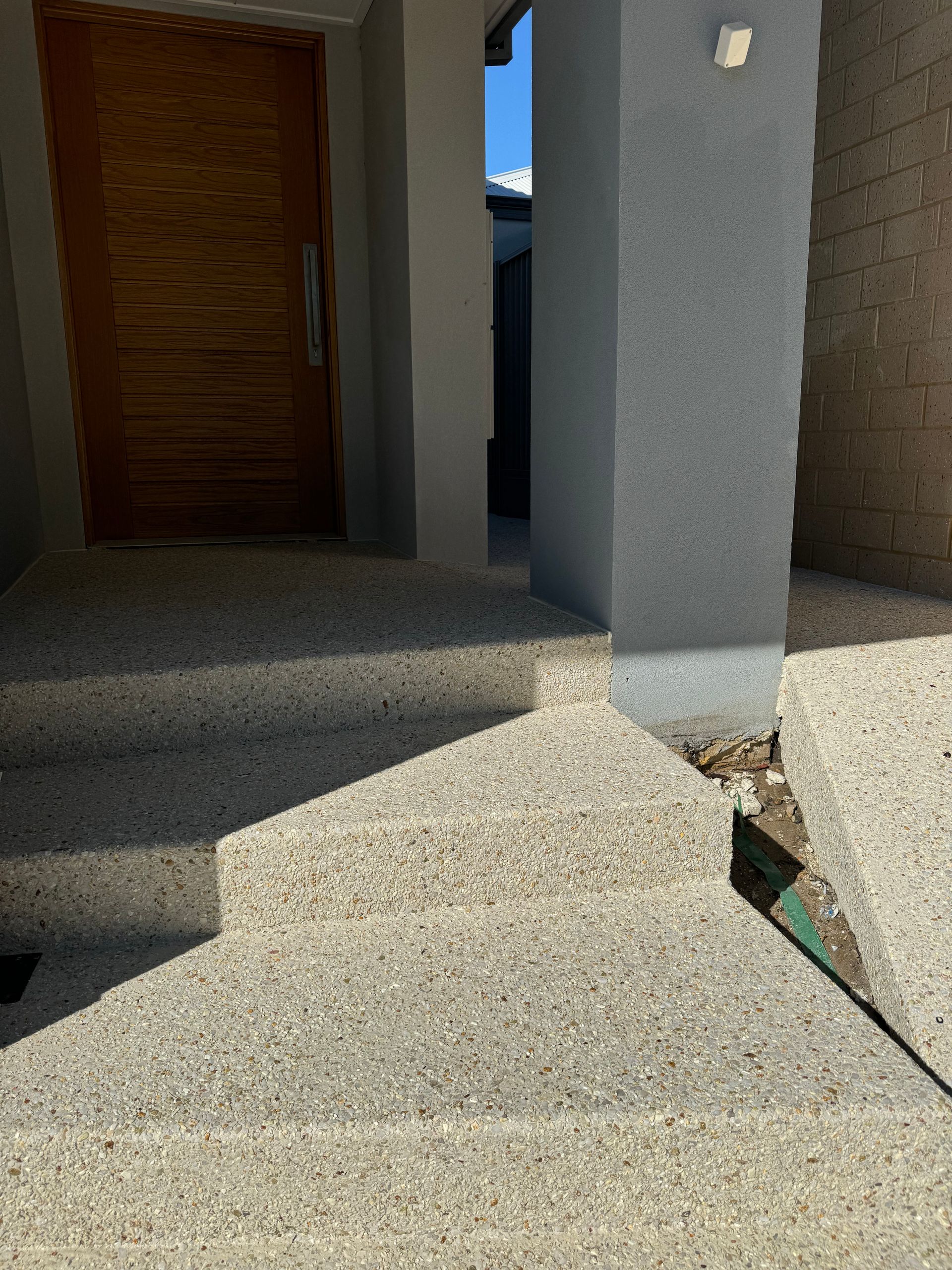 Honed Concrete vs Exposed Aggregate in 2026 — What’s Best for Perth Homes?